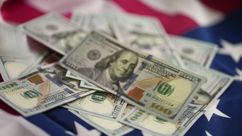 FX Daily: Sticky rates, sticky dollar | articles | ING Think